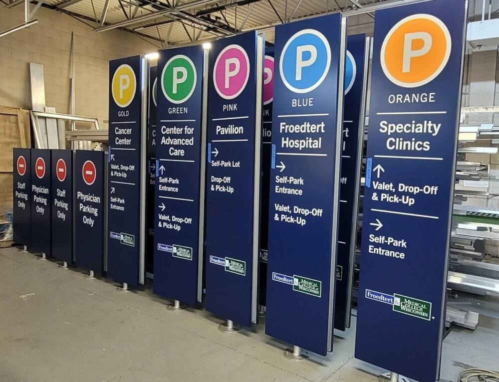 Sign Package Installed at New Apartment Complex - Sign Effectz